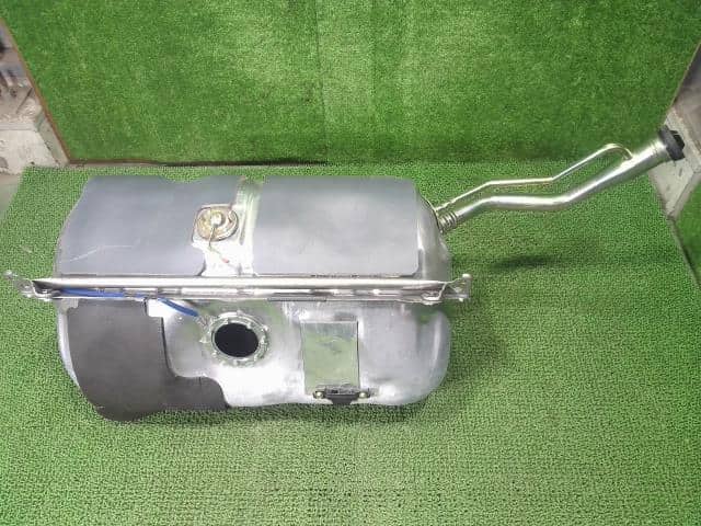 [Used]Fuel Tank TOYOTA Mark II 1999 GF-GX100 7700122500 - BE FORWARD ...