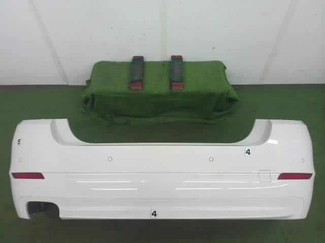 [Used]Rear Bumper Assembly BMW 5 Series 2013 LDA-FW20 51127238522 - BE ...