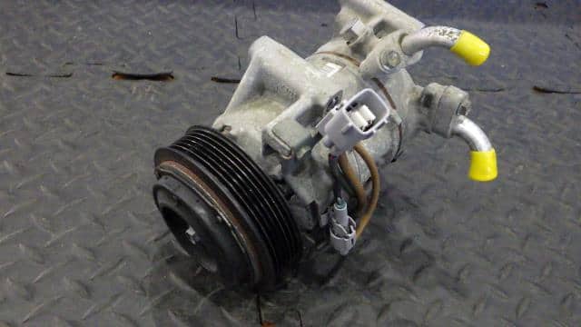 [Used]A/C Compressor TOYOTA Vitz 2015 DBA-KSP130 8832052450 - BE ...