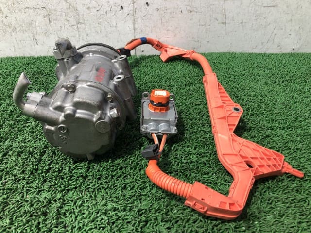 [Used]A/C Compressor TOYOTA Camry 2017 DAA-AXVH70 8837033040 - BE ...