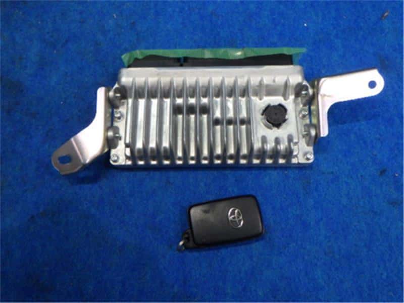 [Used]Toyota Genuine Vitz NHP130 Engine Control Unit / ECU P81101 ...