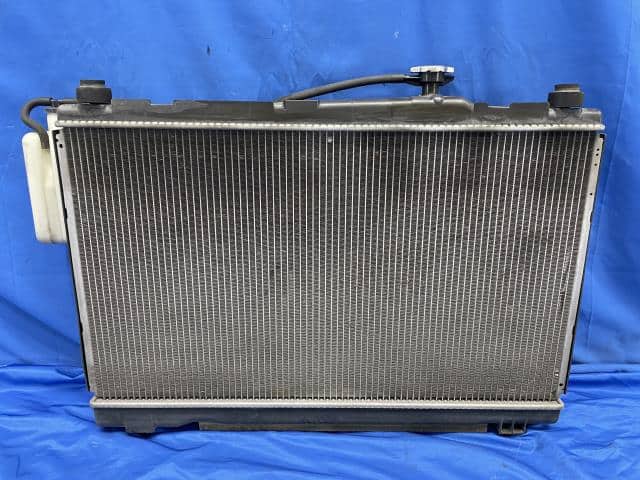 [Used]Radiator TOYOTA Ipsum 2008 DBA-ACM21W 1640028290 - BE FORWARD ...