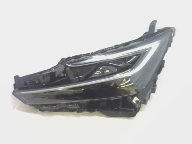 [Used]Left Headlight TOYOTA Prius 2023 6LA-MXWH61 8118547B30 - BE FORWARD Auto Parts