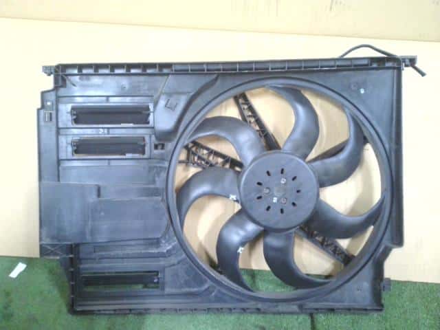 [Used]Radiator Cooling Fan BMW 2 Series 2015 LDA-2C20 17427617608 - BE ...