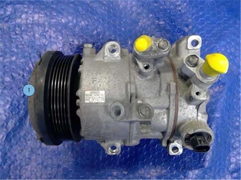 [Used]A/C Compressor TOYOTA Voxy 2008 DBA-ZRR70W 8831028640 - BE ...