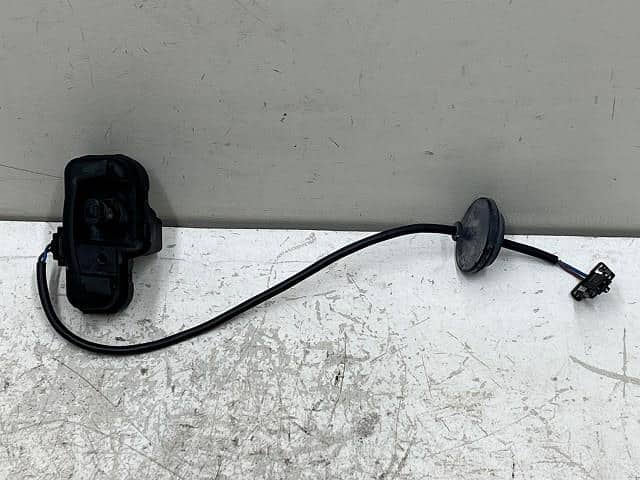 [Used]Fuel Filler Lid VOLKSWAGEN Scirocco 2012 DBA-13CAV 5N0810773F ...