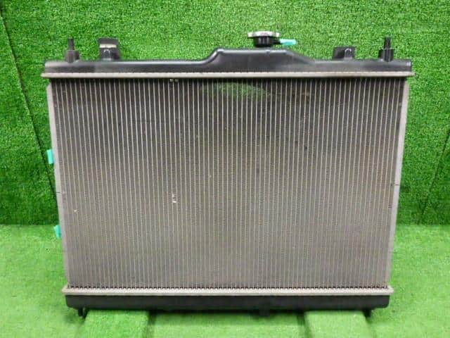 [Used]Radiator NISSAN Tiida 2007 DBA-C11 21460ED100 - BE FORWARD Auto Parts