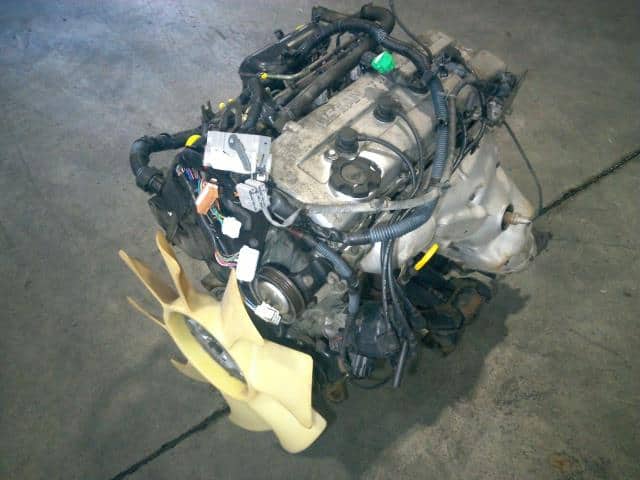 [Used]KA24DE Engine NISSAN Caravan Van 2004 LC-CQGE25 10102VX050 - BE ...