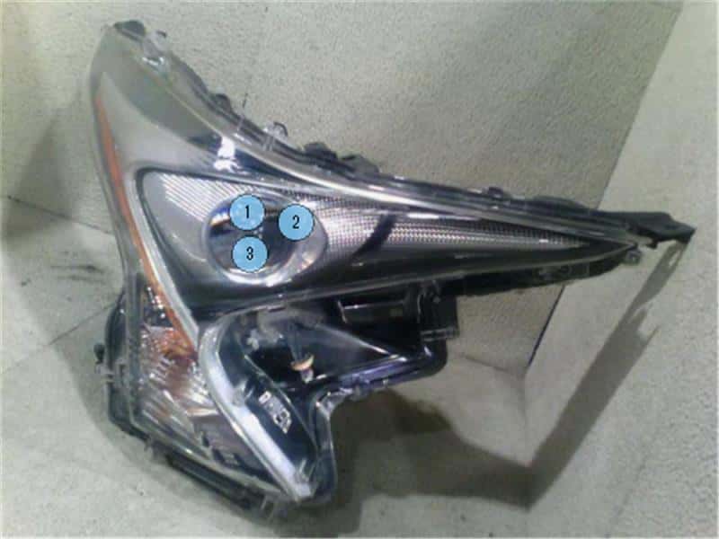 [Used]Right Headlight TOYOTA Prius 2017 DAA-ZVW50 - BE FORWARD Auto Parts