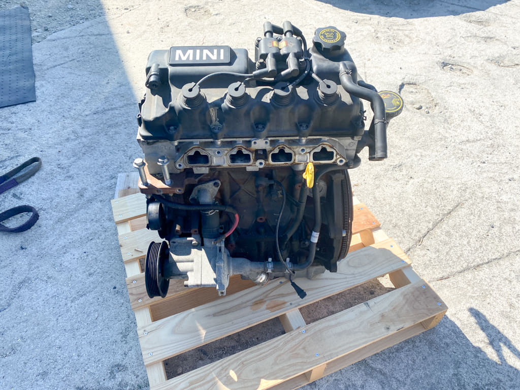[Used]The MINI Cooper R50 Right H RA16 Genuine Engine body - BE FORWARD ...