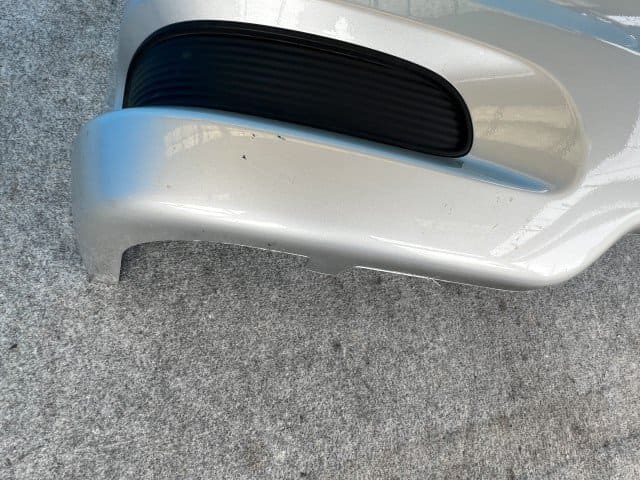 [Used]NV100 Clipper Rio ABA-DR64W Rear bumper face E Z2S sill key ...