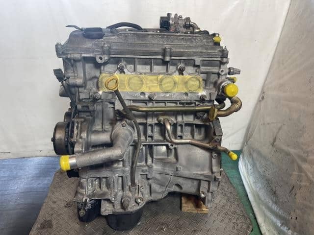 [Used]1AZ-FSE Engine TOYOTA Voxy 2003 TA-AZR65G 1900028150 - BE FORWARD ...