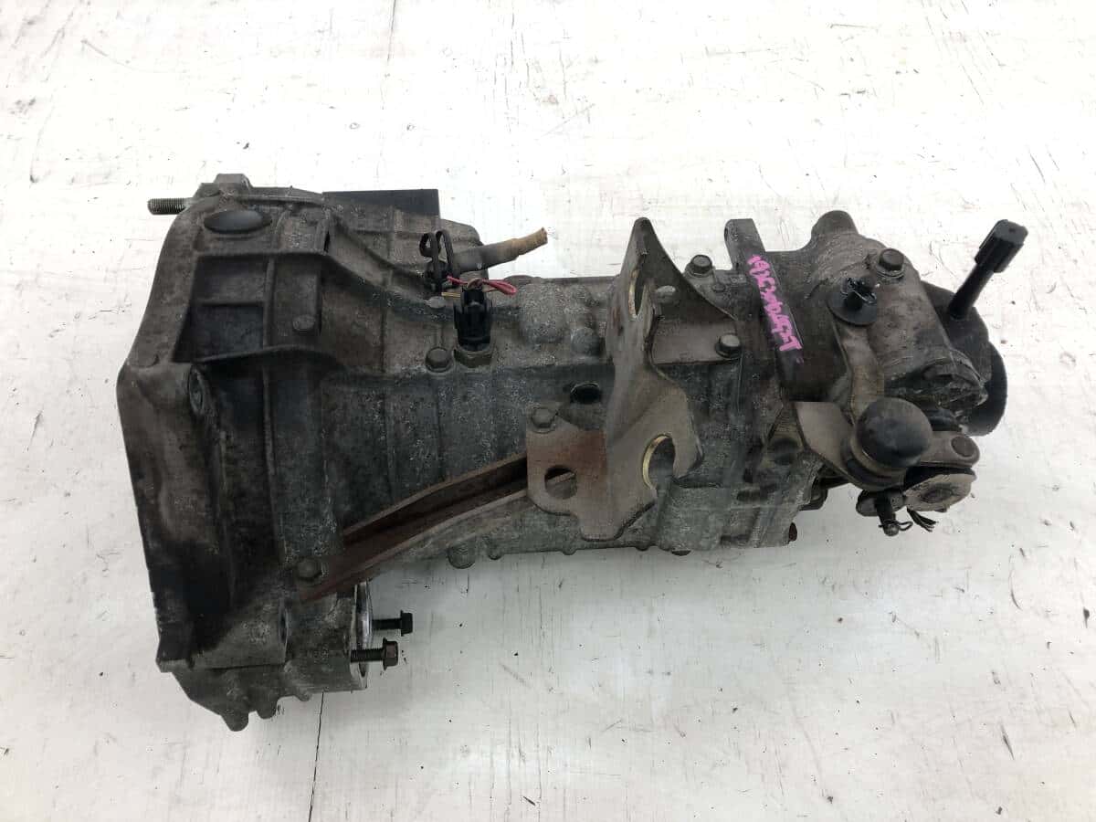 [Used]_b193530 Suzuki Carry KA DA52T Transmission manual 5MT F6A - BE ...