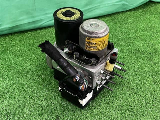 [Used]ABS Actuator TOYOTA Estima 2006 DAA-AHR20W 4405030250 - BE ...