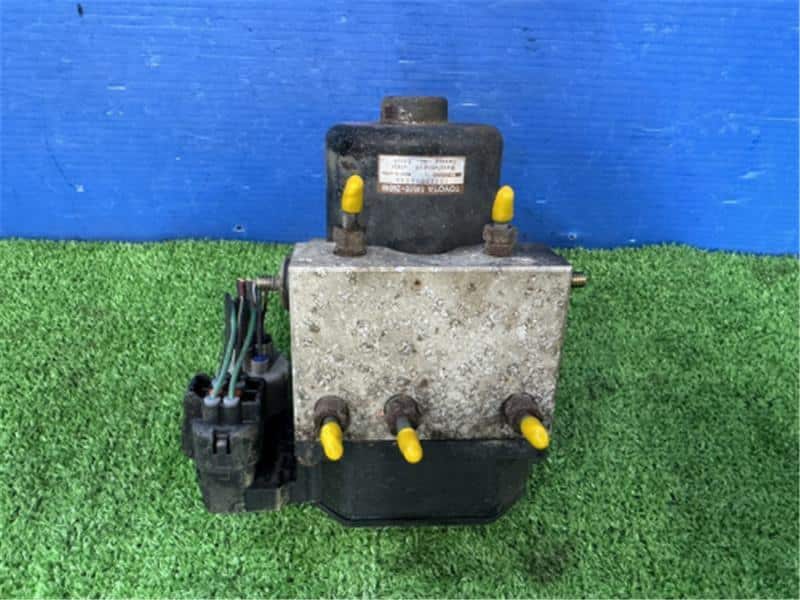 [Used]ABS Control Module TOYOTA Hiace Van 2002 KH-KZH116G - BE FORWARD ...