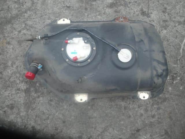 [Used]Fuel Tank DAIHATSU Mira cocoa 2016 DBA-L675S 77001B2270 - BE ...