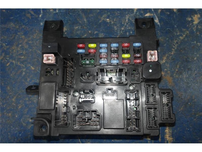 [Used]Mitsubishi Genuine Delica D5 CV5W Fuse Box P10600-25000484 - BE ...