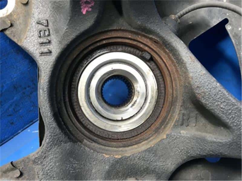 [Used]Front Right Knuckle Hub Assembly HONDA Civic 2007 ABA-FD2 ...