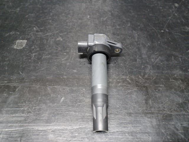 [Used]Ignition Coil SUZUKI Every 2010 EBD-DA64V - BE FORWARD Auto Parts