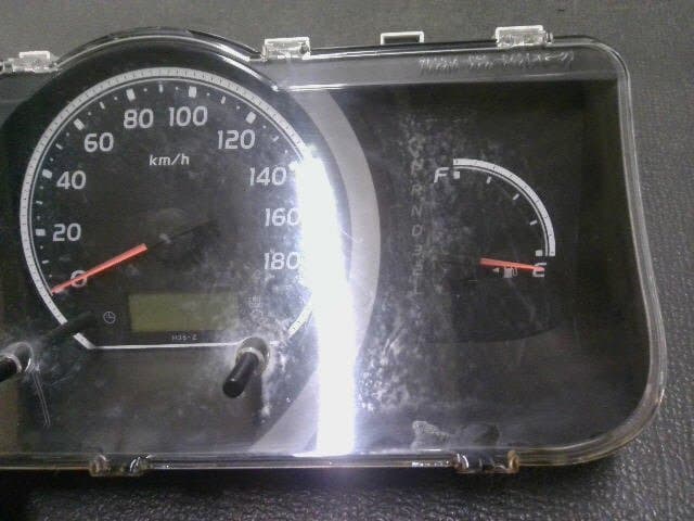 [Used]5kurudepa 2005 Hiace CBF-TRH200K speedometer 1TRFE 200 system KDH ...