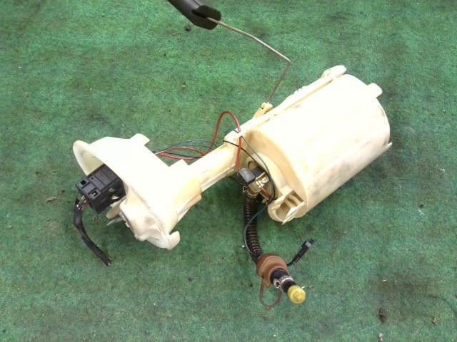 [Used]Fuel Pump BMW Bmw mini_ 2005 GH-RA16 16146765119 - BE FORWARD ...