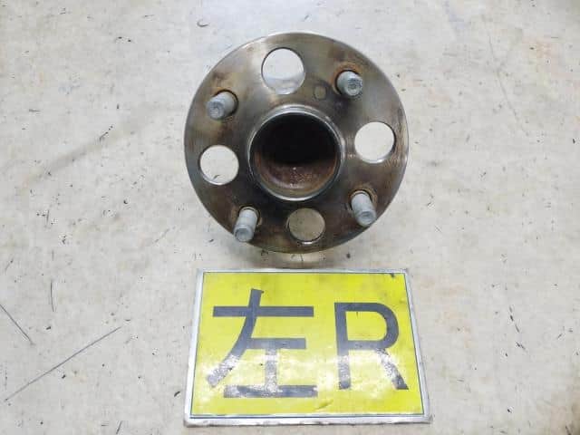 [Used]Rear Left Knuckle Hub Assembly TOYOTA Yaris 2024 5BA-KSP210 ...