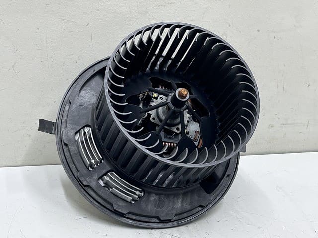 [Used]Blower Motor BMW 1 Series 2010 LBA-UC20 64116933664 - BE FORWARD ...