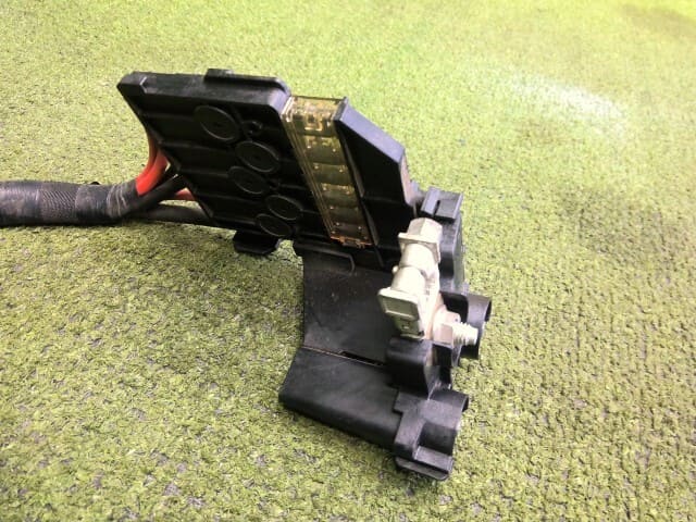 [Used][M1] in the Freed GB7 Fuse Box engine room - BE FORWARD Auto Parts