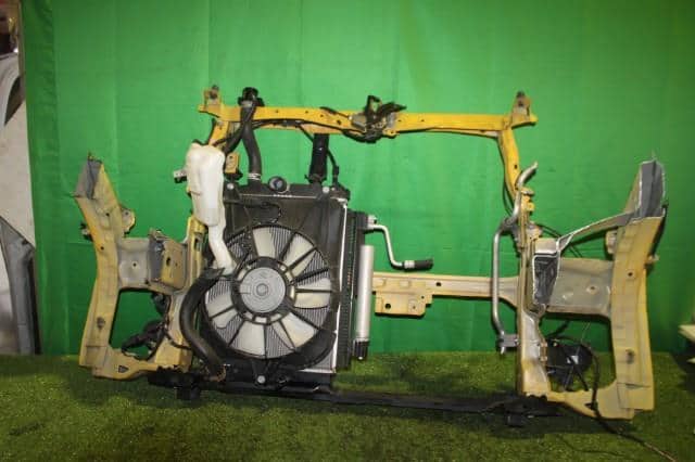 [Used]Radiator Core Support HONDA N-Van HBD-JJ1 04602TTA300ZZ - BE ...