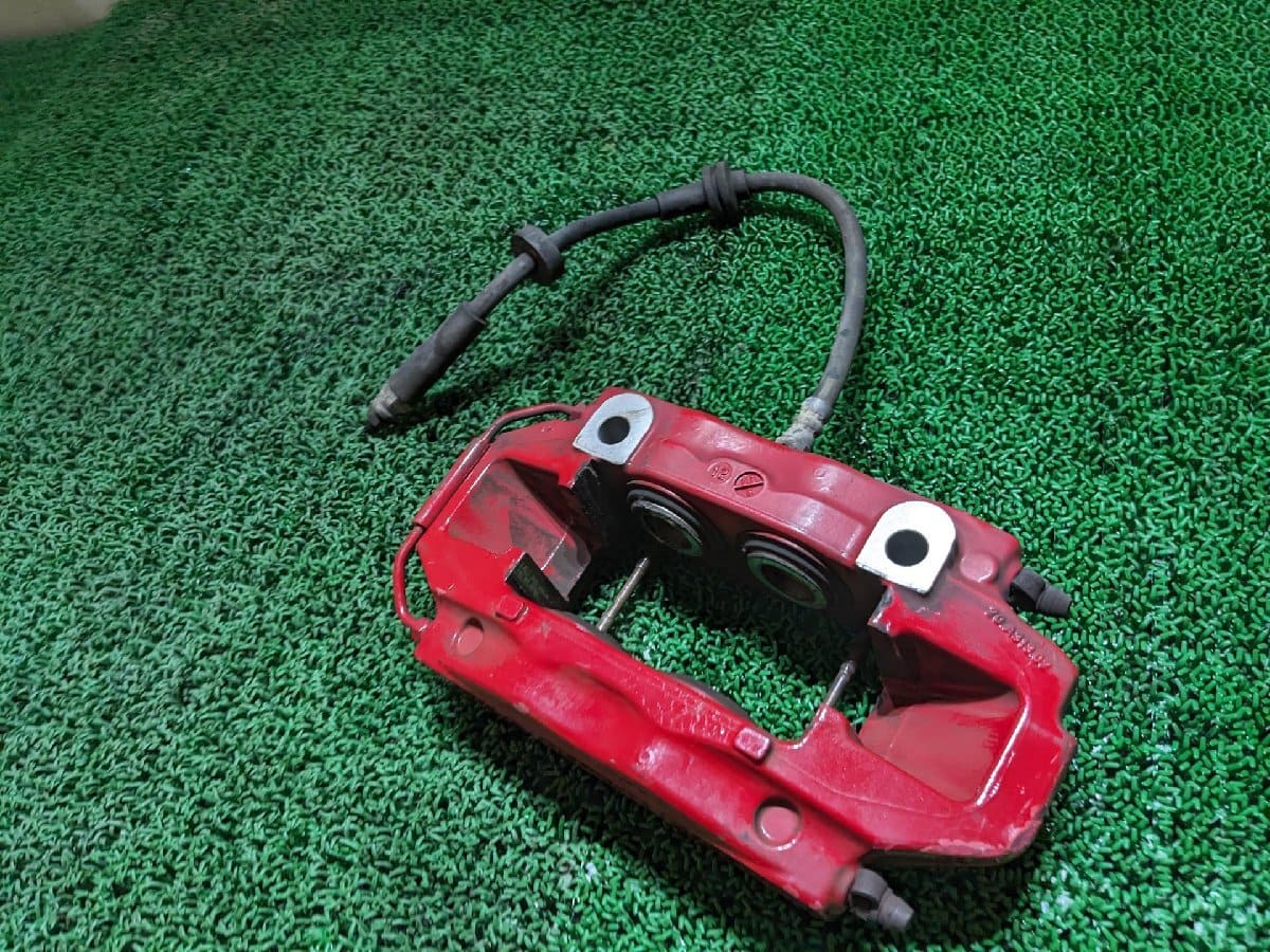 [Used]Alfa Romeo Front brakes caliper Right jurietta ABA-94018 94018 ...