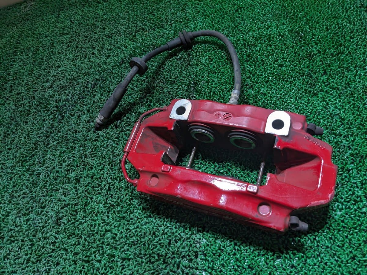 [Used]Alfa Romeo Front brakes caliper Right jurietta ABA-94018 94018 ...