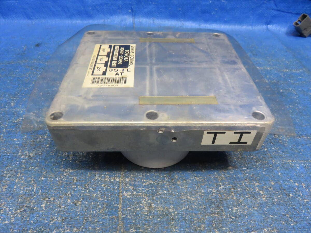 [Used]LA8398* Tested Celica SS-IST202/3S-FE Engine computer Engine ...