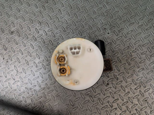 [Used]Fuel Pump TOYOTA Voxy 2005 CBA-AZR65G 2322128040 - BE FORWARD ...
