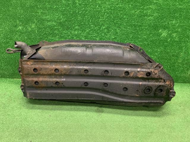 [Used]Fuel Tank MITSUBISHI Delica space gear 1997 KD-PF8W MR100106 - BE ...