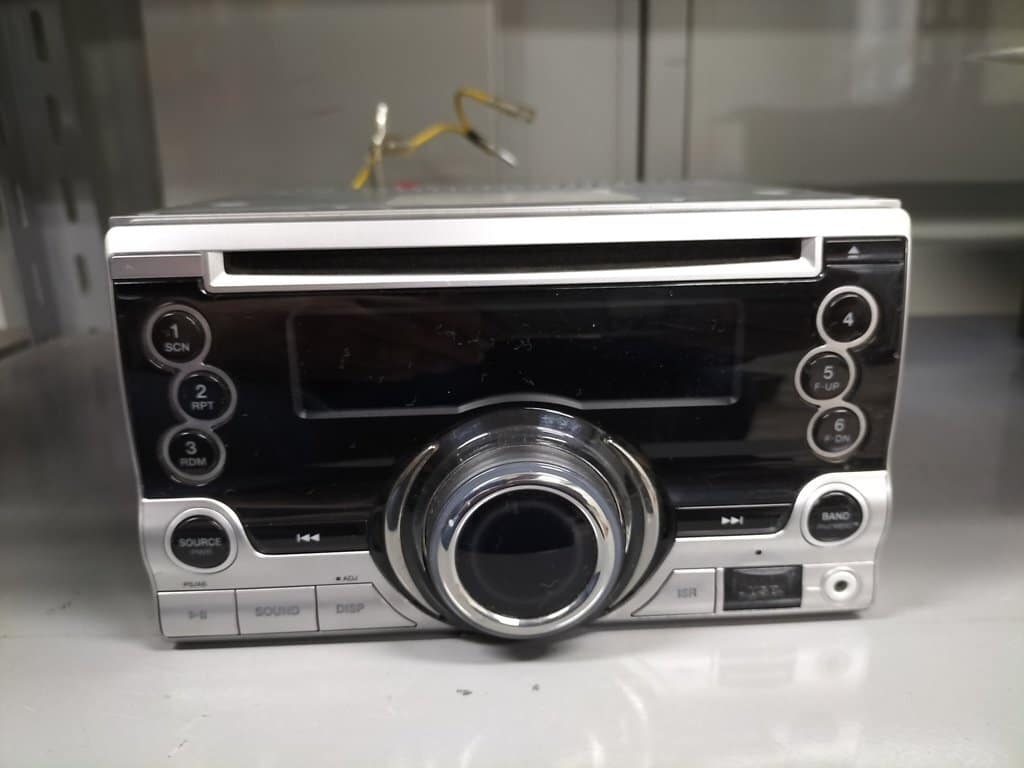 [Used] Tested Clarion clarion CX211 CD USB AUX radio 2DIN CD deck CD ...