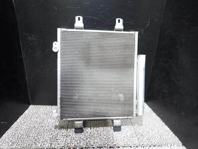 [Used]Stella DBA-LA160F condenser G smart assist 4WD KF-VE S28 Denso ...