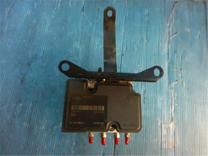 [Used]ABS Control Module DAIHATSU Atrai 7 2006 TA-S320G 44050B5010 - BE ...