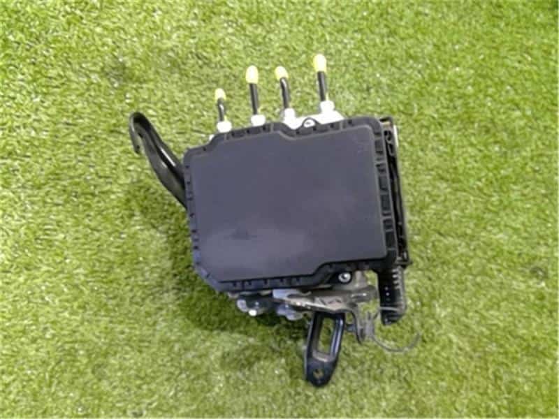 [Used]ABS Control Module HONDA Vezel 2014 DAA-RU3 57110T7BJ53 - BE ...