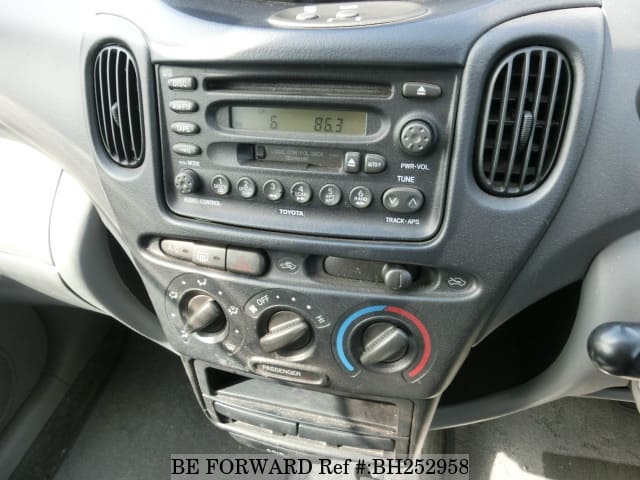 Used 2001 TOYOTA FUN CARGO/TA-NCP20 for Sale BH252958 - BE FORWARD