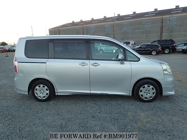 Used 2007 TOYOTA NOAH X/DBA-ZRR70G for Sale BM901977 - BE FORWARD