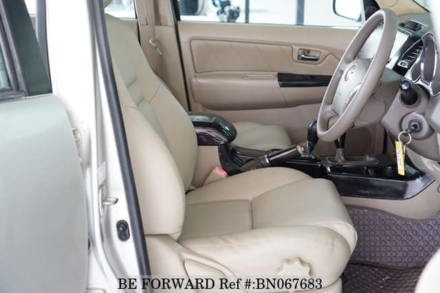 Used 2005 TOYOTA FORTUNER 2.7 for Sale BN067683 - BE FORWARD