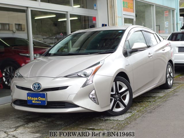 Used 2017 TOYOTA PRIUS 1.8S for Sale BN419463 - BE FORWARD