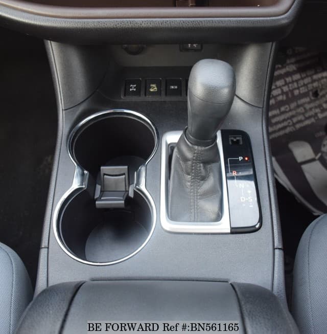 Used 2014 TOYOTA KLUGER for Sale BN561165 - BE FORWARD