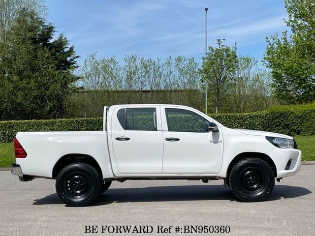 Used 2017 TOYOTA HILUX MANUAL DIESEL for Sale BN950360 - BE FORWARD