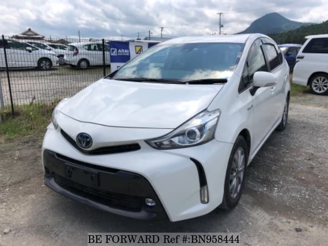 Used 2018 TOYOTA PRIUS ALPHA S/ZVW41W for Sale BN958444 - BE FORWARD