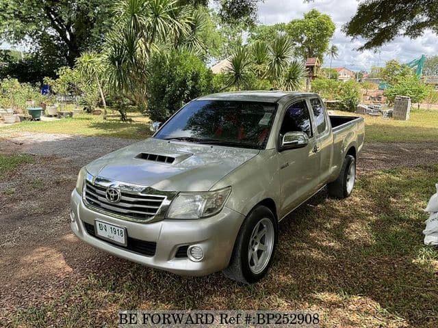 Used 2012 TOYOTA HILUX 2.5 for Sale BP252908 - BE FORWARD