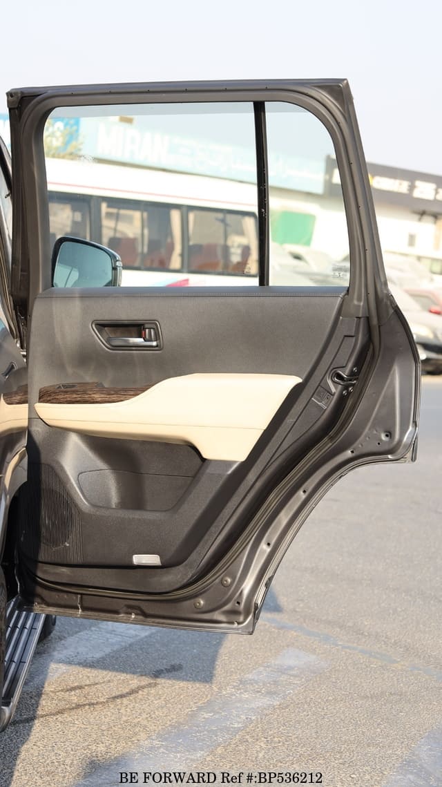 Used 2022 TOYOTA LAND CRUISER FULL OPTION WITH BATCH INTERIOR/FJA300 ...