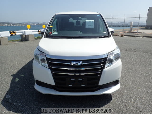 Used 2015 TOYOTA NOAH HYBRID X DELIGHT PLUS/DAA-ZWR80G for Sale BR896206 - BE FORWARD