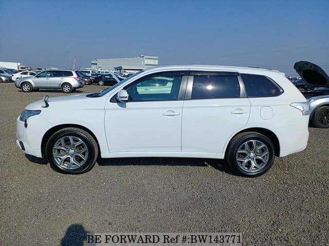 Used 2015 MITSUBISHI OUTLANDER PHEV G QC/DLA-GG2W for Sale BW143771 - BE FORWARD