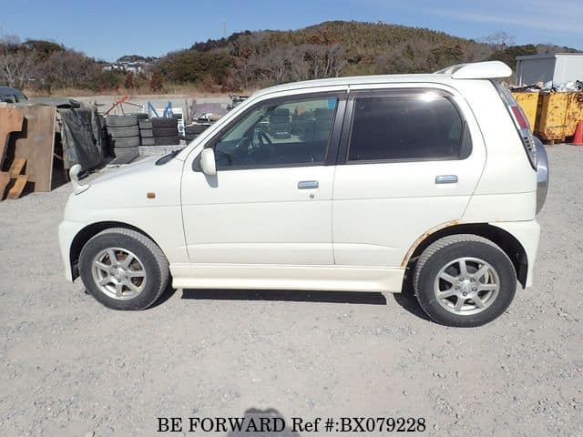 Used 2011 DAIHATSU TERIOS KID CUSTOM L/ABA-J111G for Sale BX079228 - BE ...